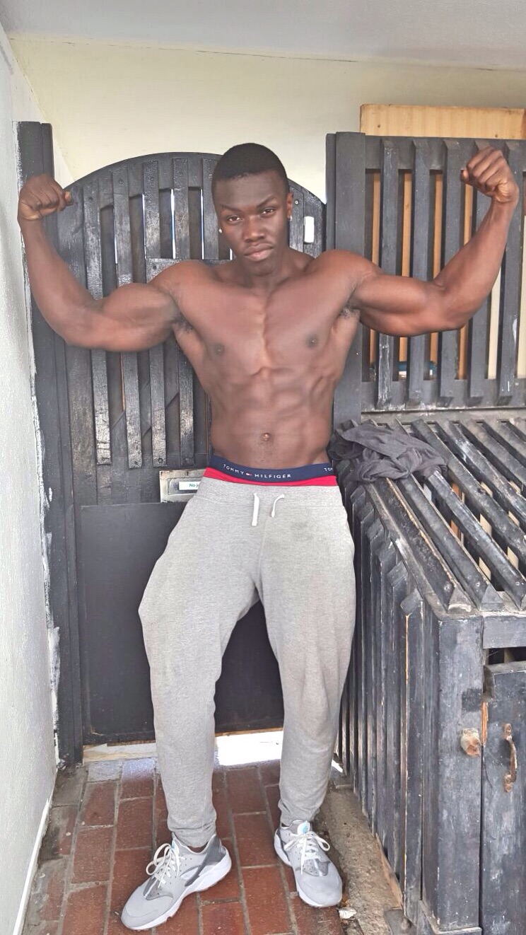 Melvin B, RIPPED Models fitness model | Ripped Models